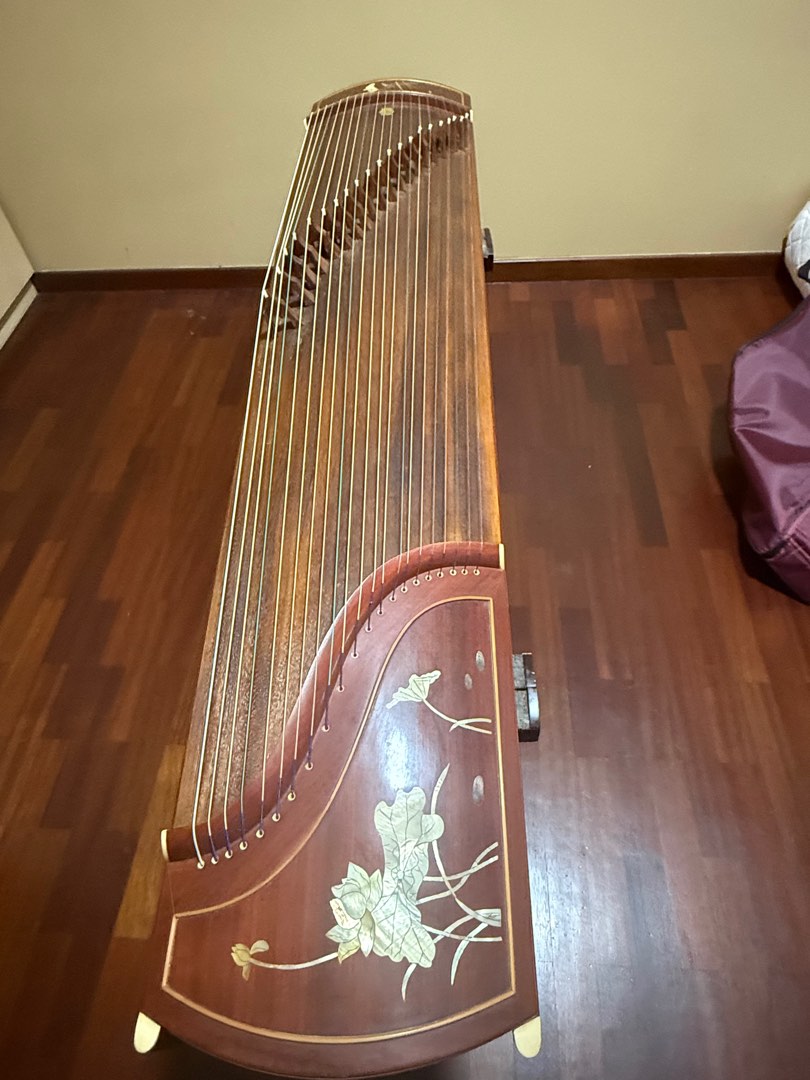 Chinese Guzheng Zither, Hobbies & Toys, Musical Instruments on Carousell