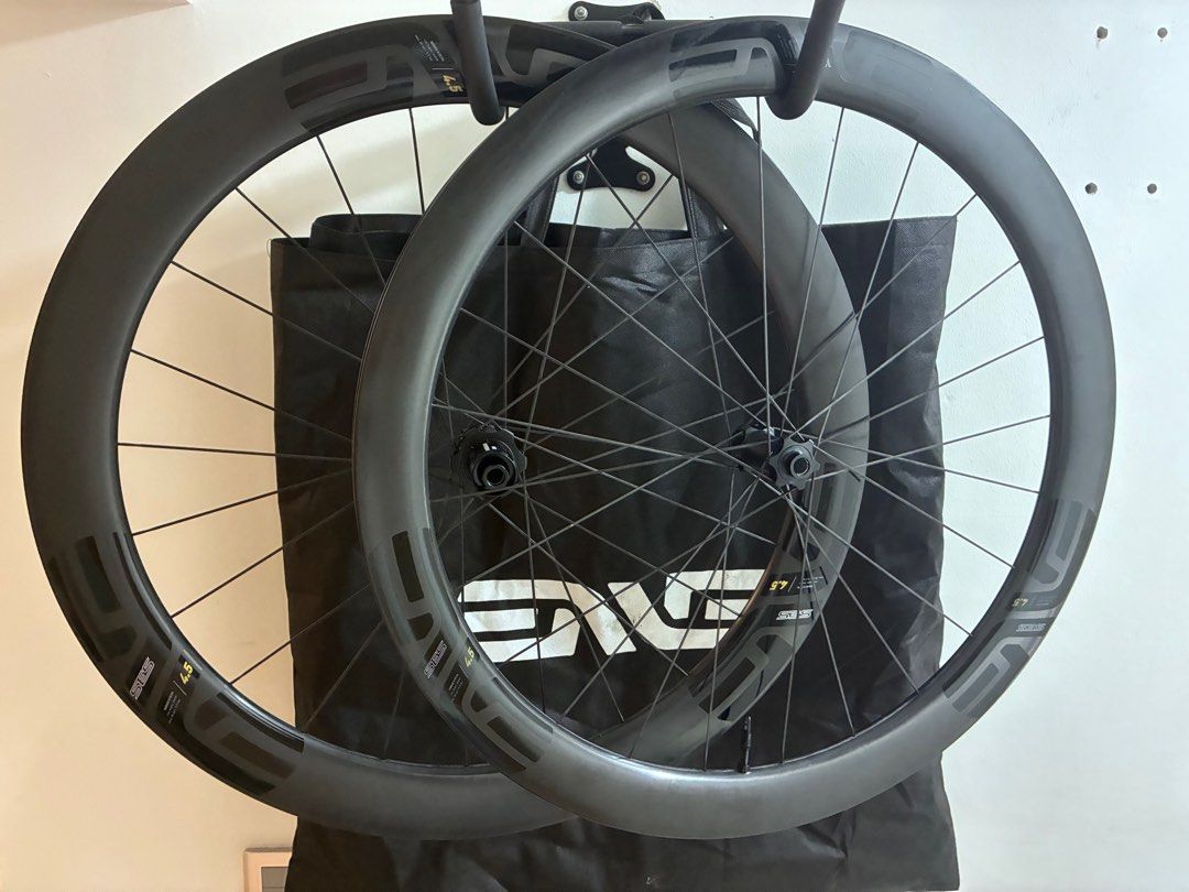 ENVE SES 4.5 disc Wheelset gen 5 enve innerdrive hub, Sports Equipment ...