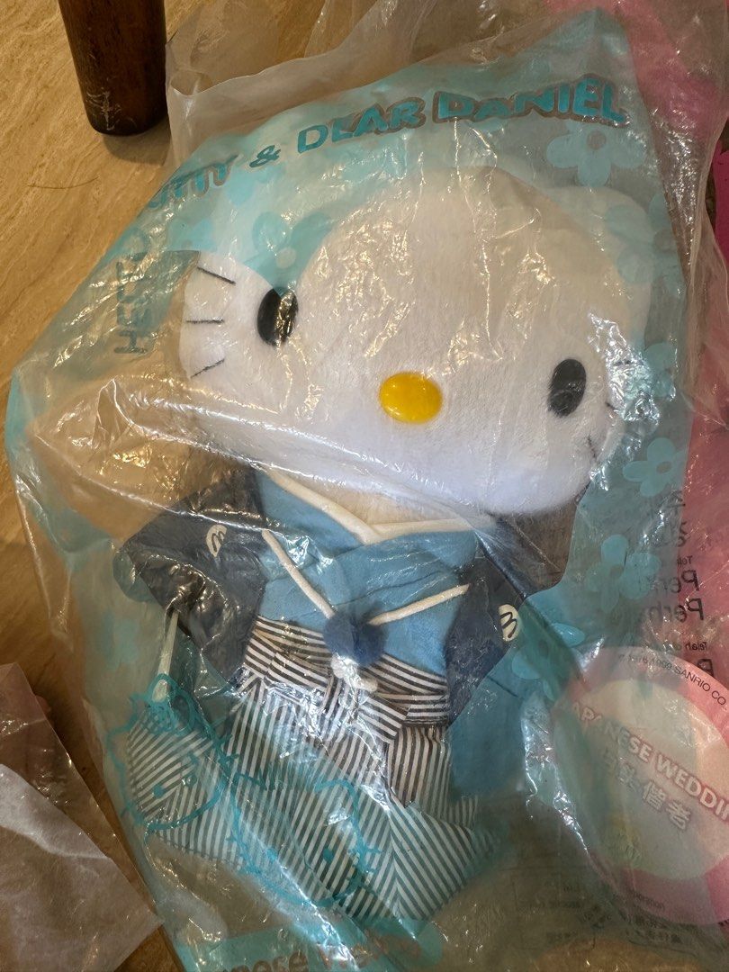 Hello Kitty & Dear Daniel Plush Toys, Hobbies & Toys, Toys & Games on ...