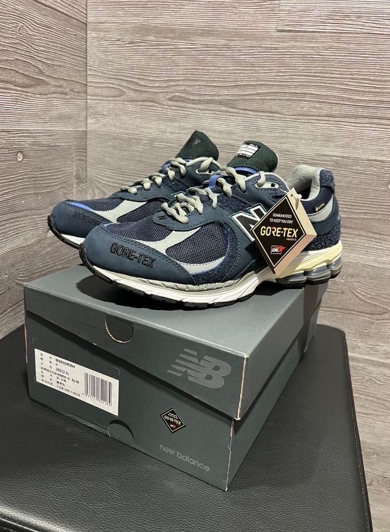 n.hoolywood x INVINCIBLE x NB 2002R Blue Unisex Sneakers, Men's Fashion ...