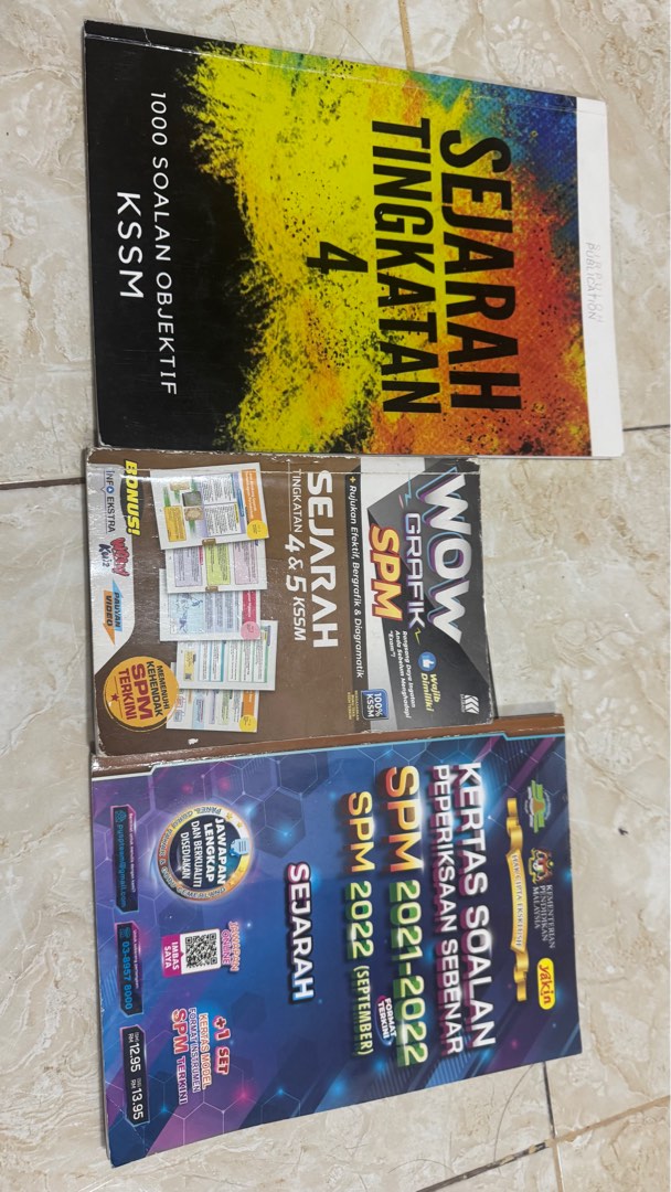 SEJARAH SPM BOOK, Hobbies & Toys, Books & Magazines, Textbooks on Carousell