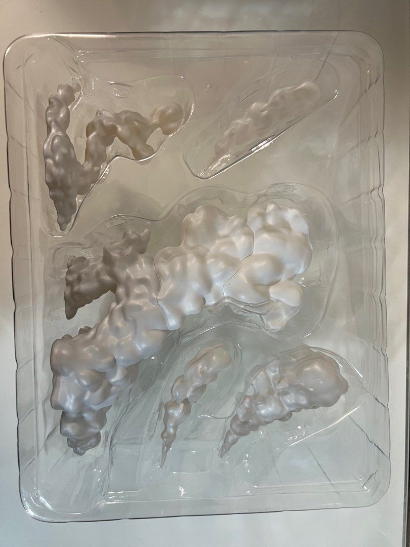 SHF 魂effect smoke white ver 煙霧效果, 興趣及遊戲, 玩具 & 遊戲類 - Carousell