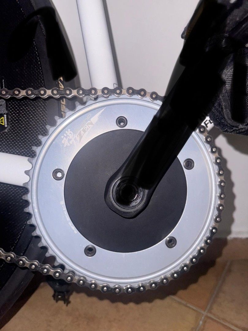 sugino zen white, Sports Equipment, Bicycles & Parts, Parts ...