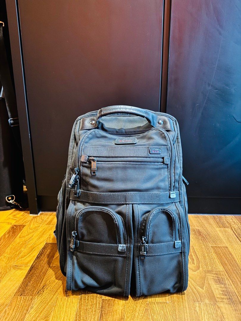 Tumi Backpack - Black, Men's Fashion, Bags, Backpacks on Carousell