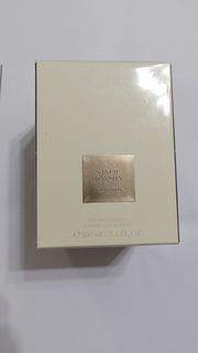 Versace Dylan Blue Pour Femme Eau de Parfum 100ml, Beauty & Personal ...