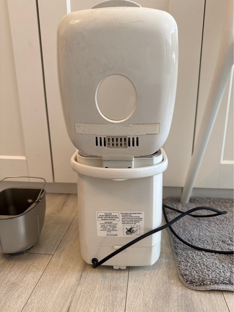 Zojirushi BB-HAC10 Bread Maker, 家庭電器, 廚房電器, 麵包機 - Carousell