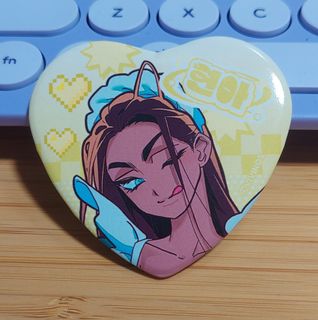 alien stage animate cafe badges (luka /hyuna), Hobbies & Toys ...