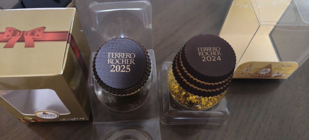 Ferrero Rocher Christmas Snow Globe 2024/2025 (only 2024 available ...