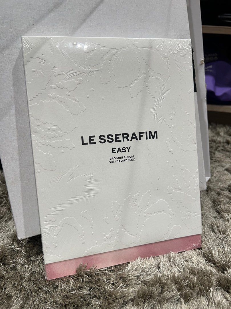 Le Sserafim Easy Third Mini Album Balmy Flex Ver (Sealed), Hobbies ...