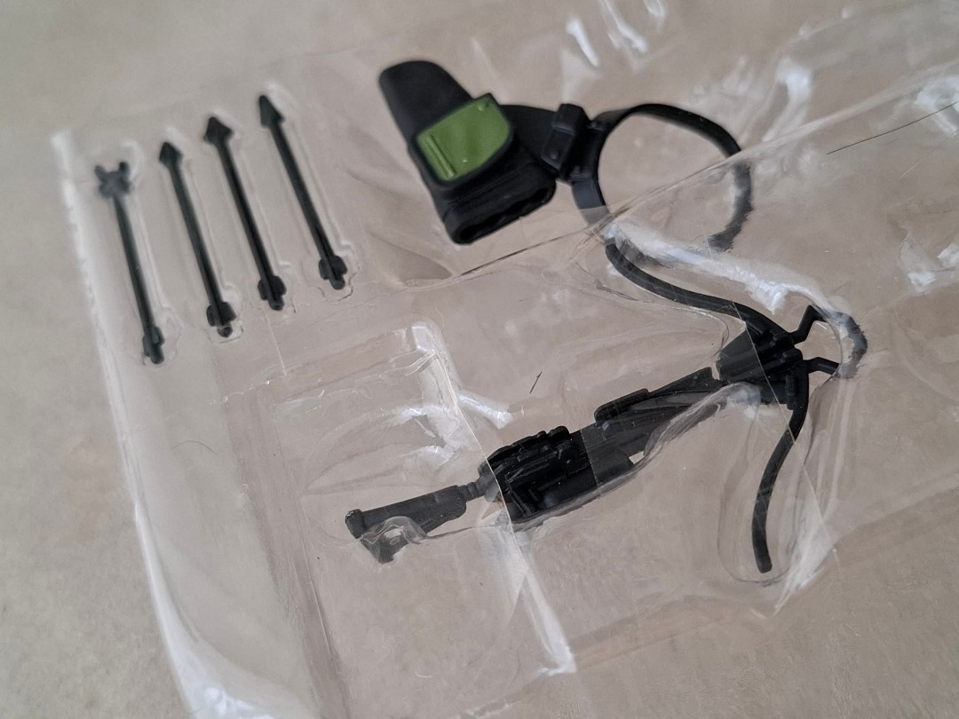 Unused crossbow arrow set from Hasbro G.I. Joe Classified Series ...