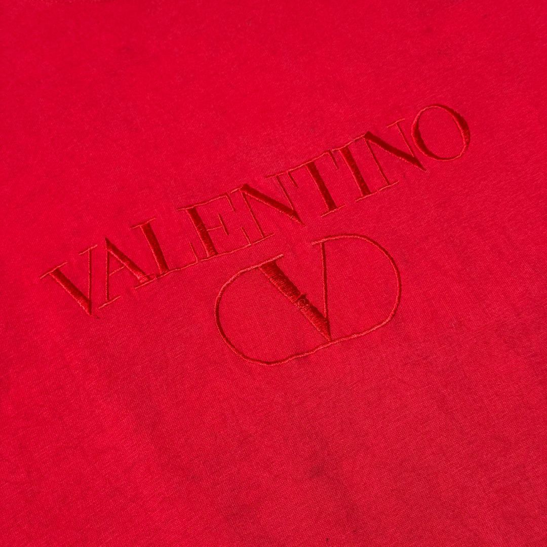 Valentino tee spellout embroidered, Men's Fashion, Tops & Sets, Tshirts ...