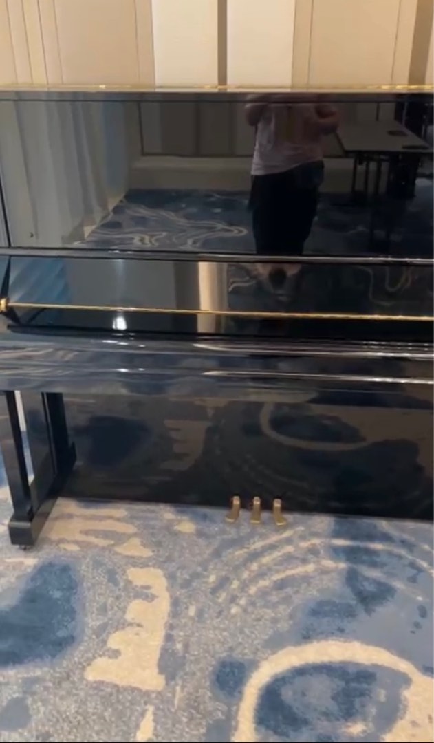Yamaha YU3 Upright Piano, Hobbies & Toys, Musical Instruments on Carousell