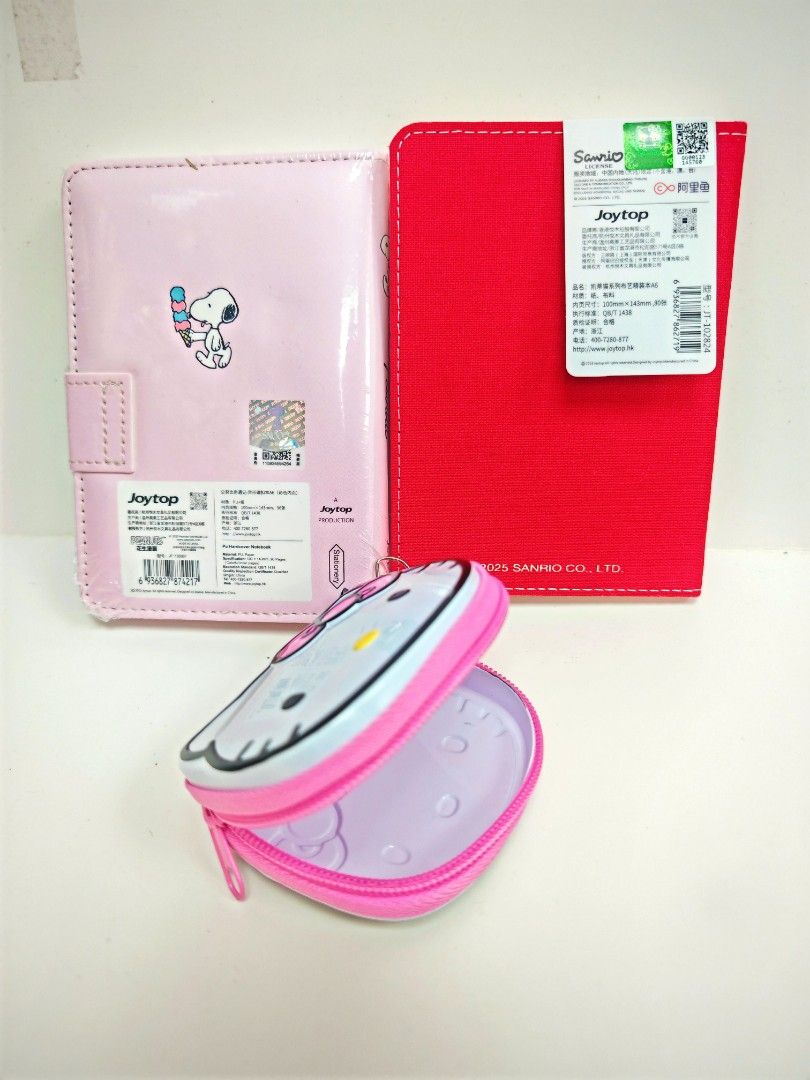 Hello Kitty, Peanuts Note book2本共$25, 興趣及遊戲, 書本 & 文具, 兒童書籍 - Carousell