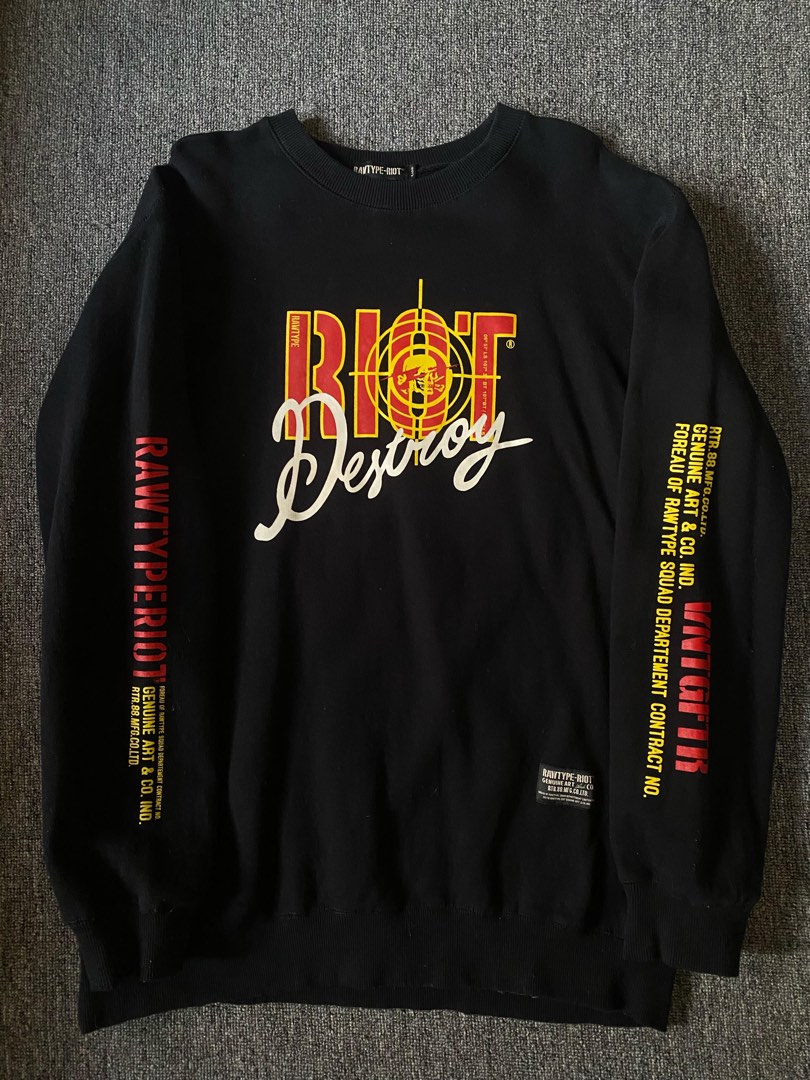 Rawtype Riot Crewneck, Fesyen Pria, Pakaian , Baju Luaran di Carousell