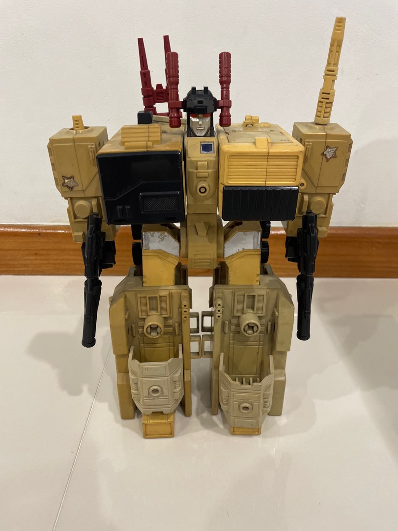 Vintage Transformers Metroplex Hasbro Takara, Hobbies & Toys, Toys ...