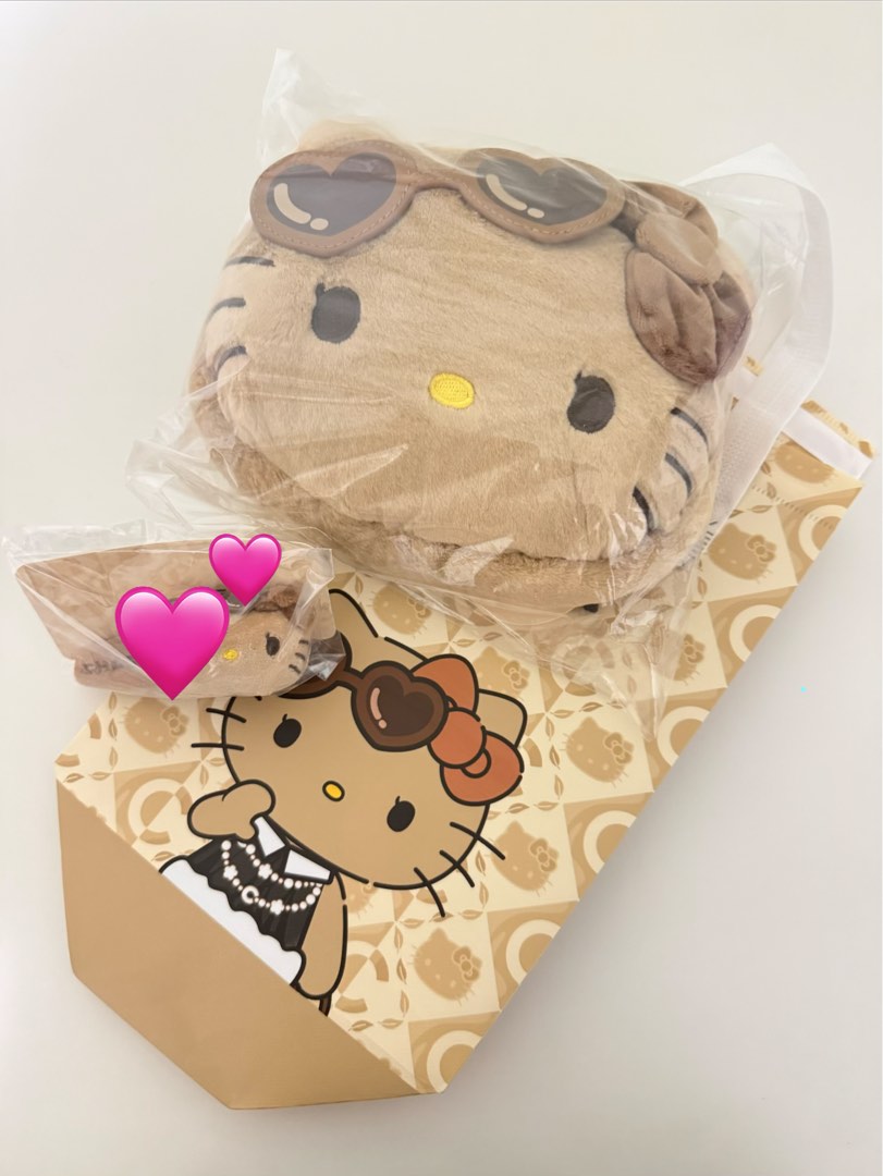 Chagee x Hello Kitty Cuddle Sling Bag, Hobbies & Toys, Memorabilia ...