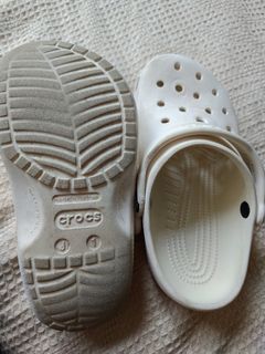 Crocs Kids' Classic Clog J3 - Venetian Blue, Babies & Kids, Babies ...