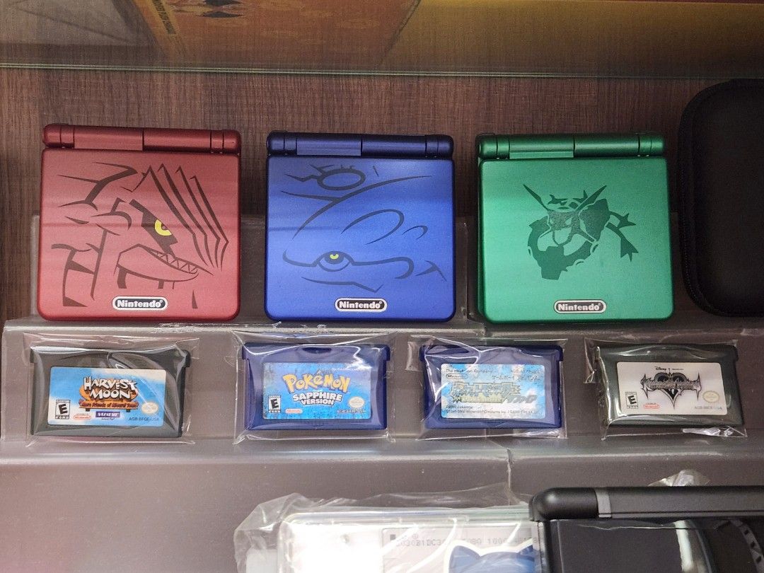Game Boy Advance SP Pokemon Edition Console Bundle, Video Gaming, Video ...