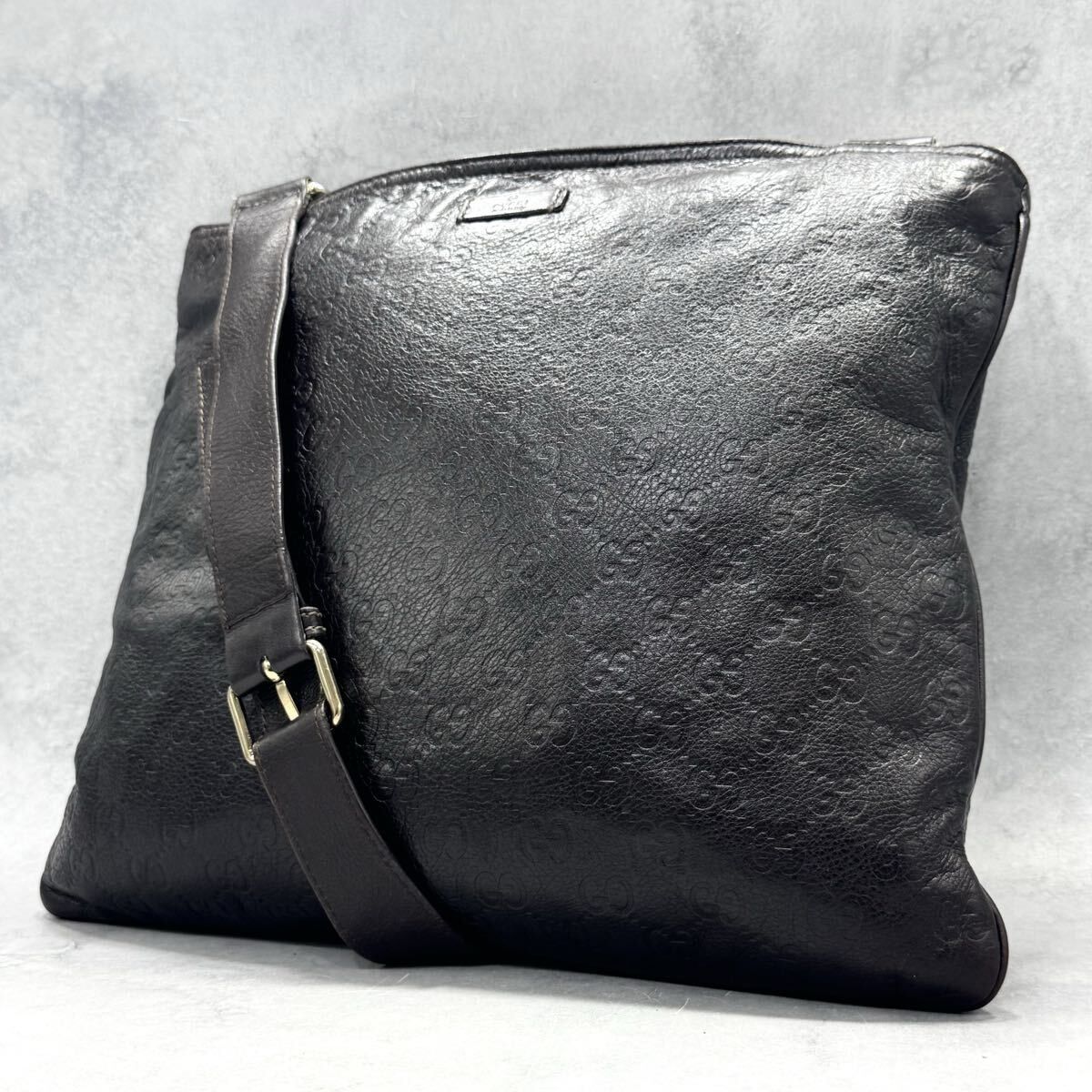 Gucci Shima Men's Genuine Leather Business Shoulder Bag with GG Pattern, Dark Brown, A4 Size ...