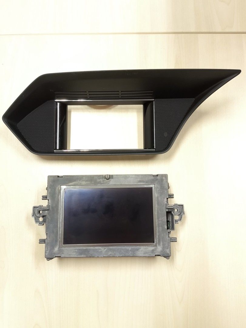 Mercedes-Benz W212 Factory Audio LCD Display Panel & Bezel. Fits E ...