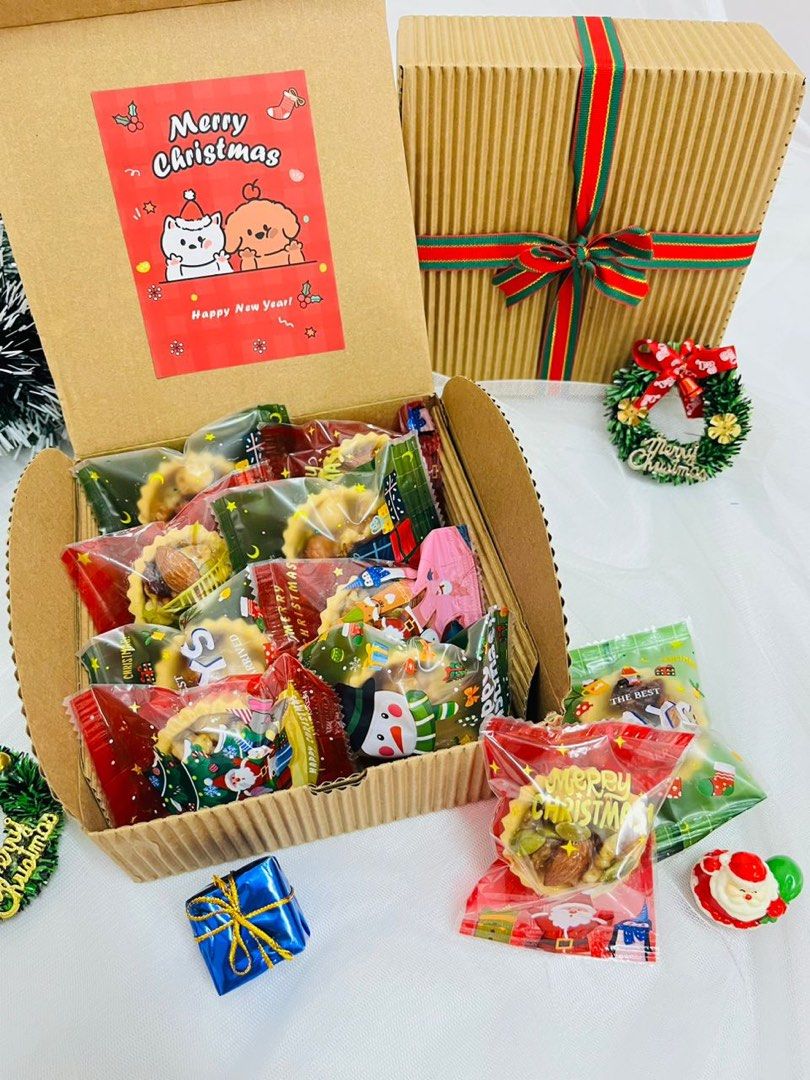 Mixed Fruit Nut Tart Gift Box, Food & Drinks, Homemade Bakes on Carousell