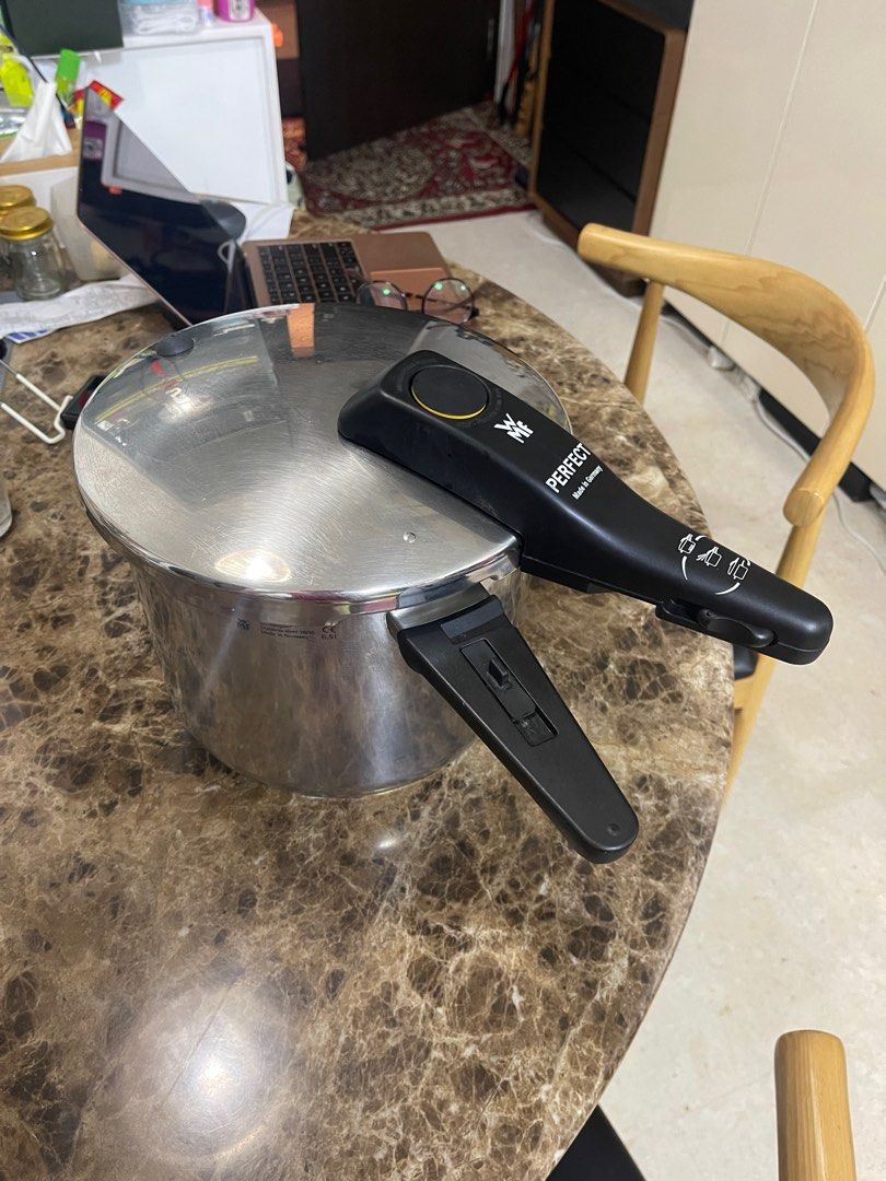 WMF Perfect Pressure Cooker 6,5l, TV & Home Appliances, Kitchen ...