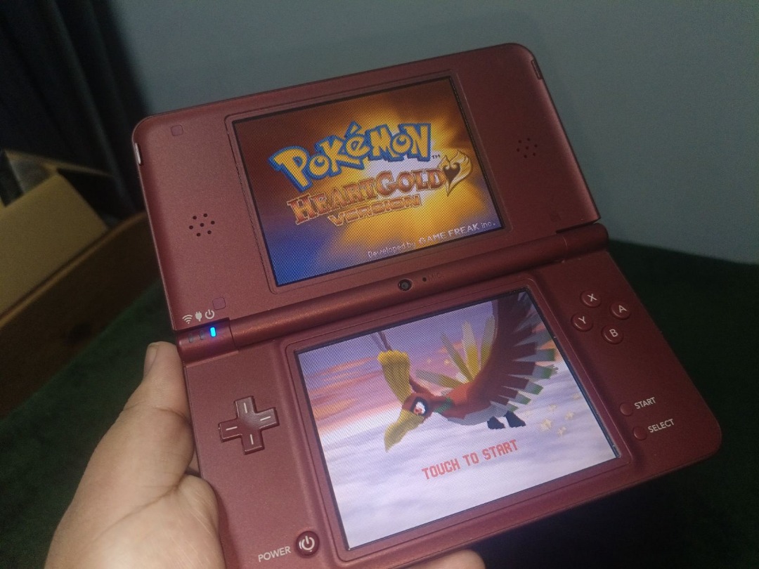 DSI XL/LL (Burgundy Red) w/ Freebies, Video Gaming, Video Game Consoles ...