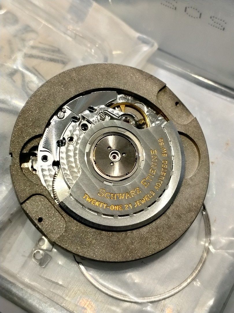 Eta movement 2892-2a, Luxury, Watches on Carousell