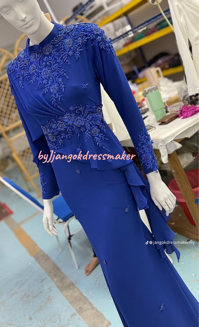 [NEW] Jjangok DressMaker Juweeta Dress in Royal Blue / Qiszar Wanzar ...