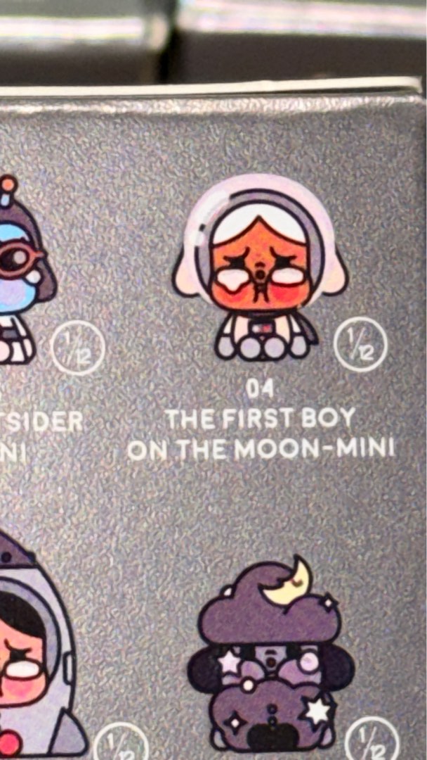 Popmart crybaby crying to the moon mini/ the first boy on the moon ...