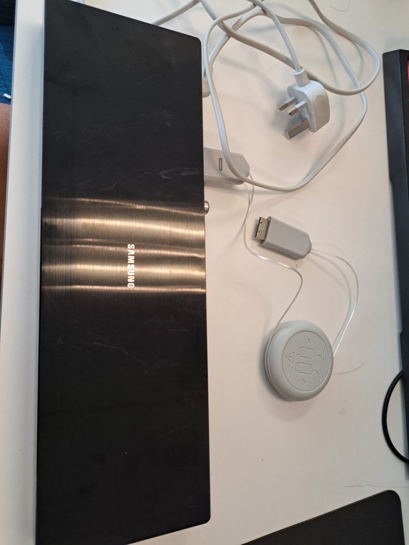 Samsung One connect box, TV & Home Appliances, TV & Entertainment, TV ...