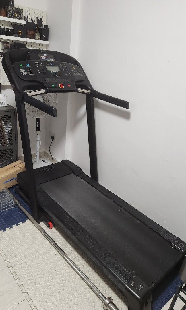 Decathlon Treadmill T540C, Sports Equipment, Exercise & Fitness, Cardio ...