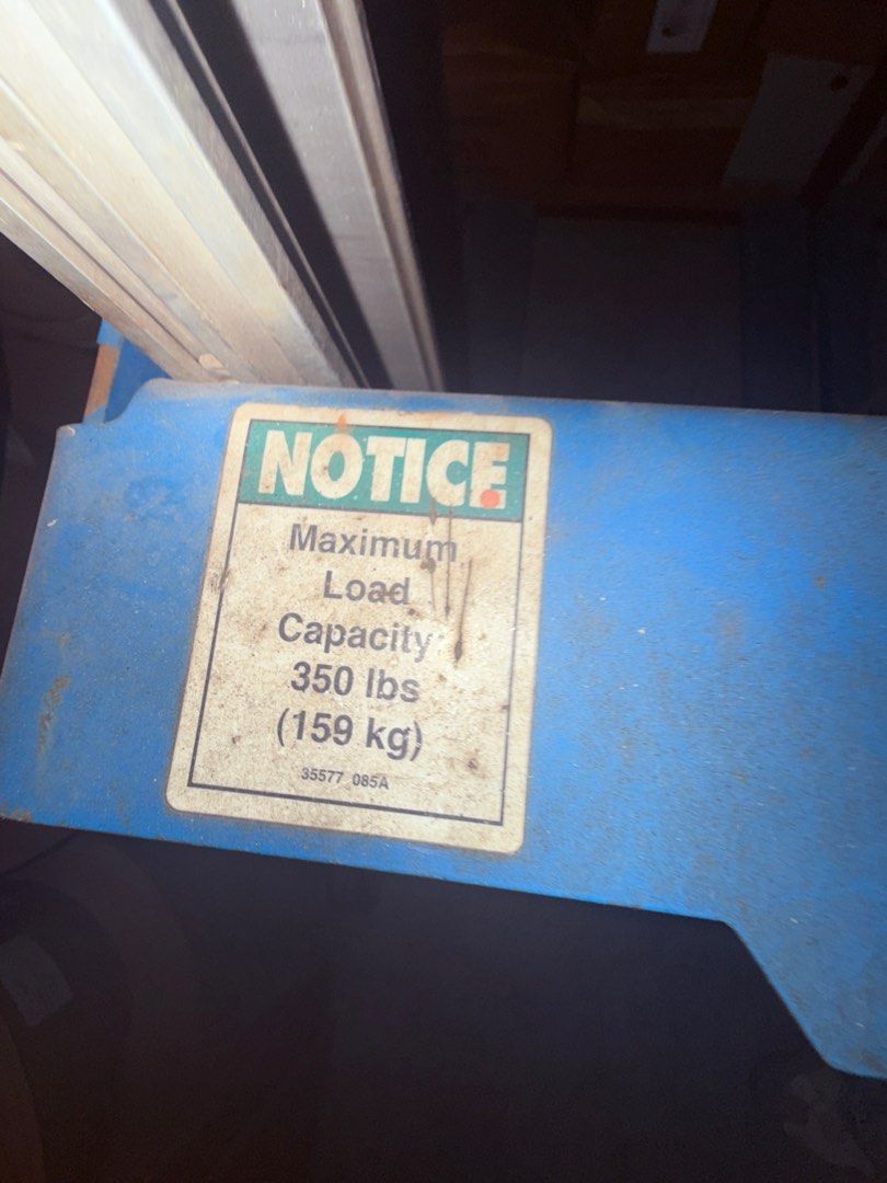 GENIE Lift GL 10 / GL 8 Material lift, Furniture & Home Living, Home ...