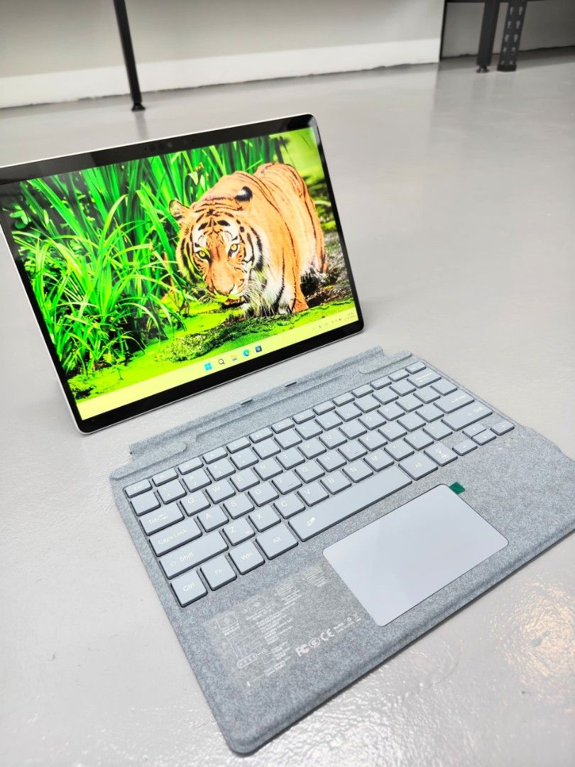 Laptop microsoft surface pro X, Mobile Phones & Gadgets, Tablets ...