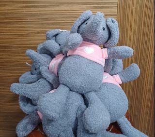 [NEGOTIABLE] Piggy Plushie, Hobbies & Toys, Toys & Games on Carousell