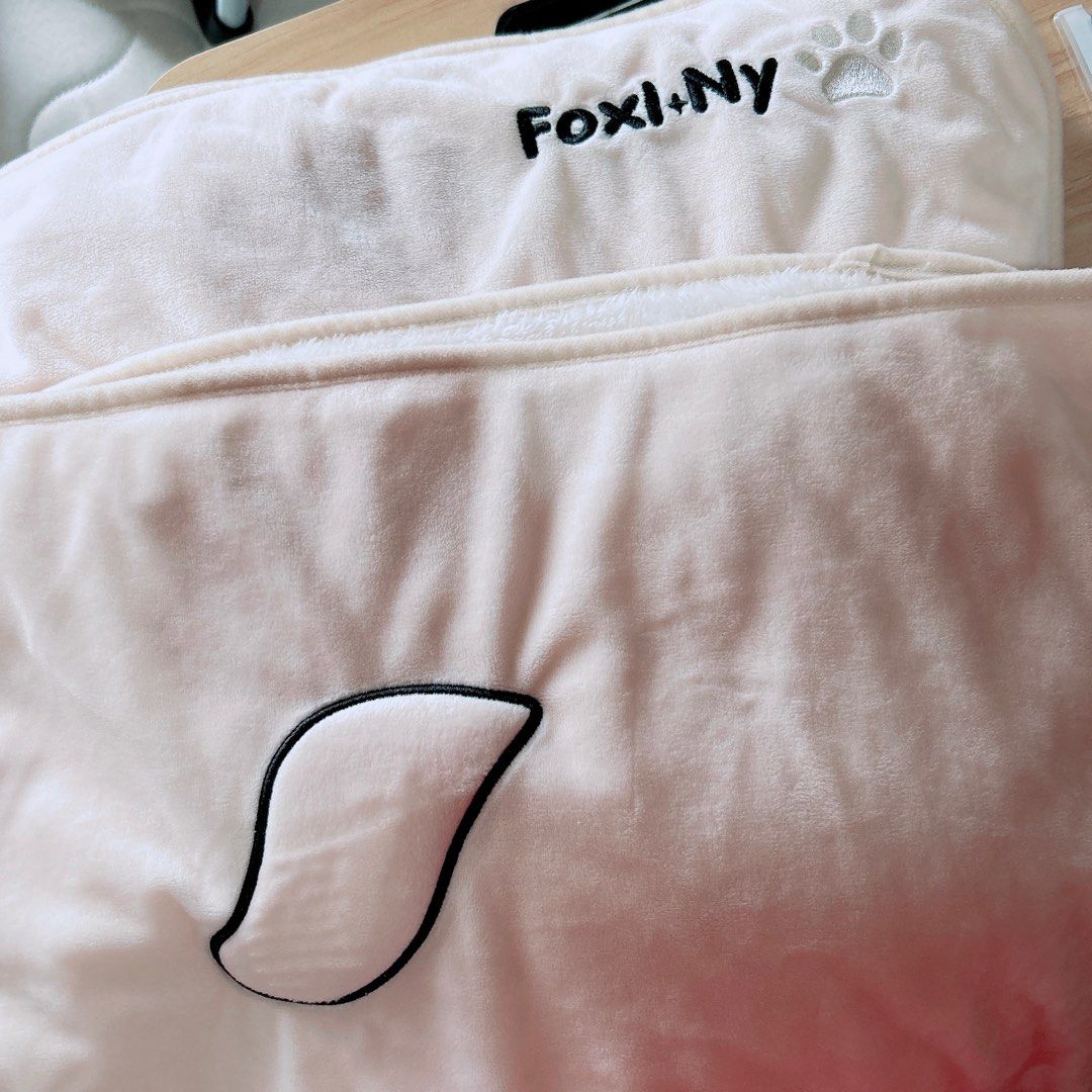 Skzoo FoxINy Blanket, Hobbies & Toys, Collectibles & Memorabilia, K ...