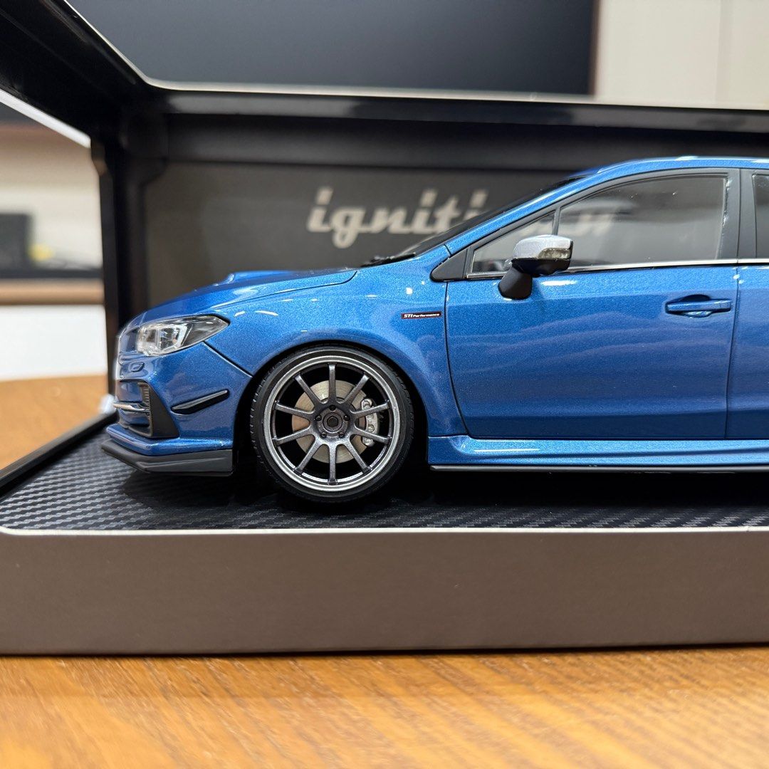 1/18 Ignition Model Subaru Levorg same scale as Autoart LCD Motorhelix ...