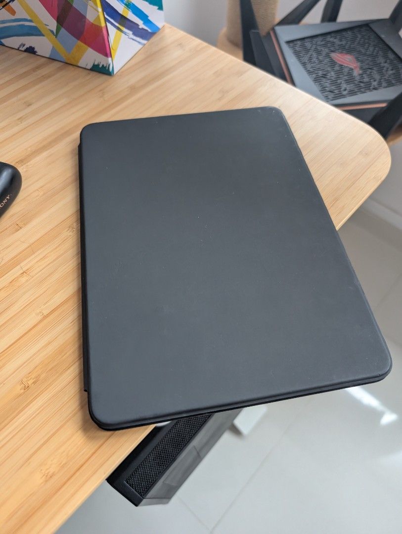 Apple 11" SmartFolio Keyboard, Mobile Phones & Gadgets, Mobile & Gadget Accessories, Cases ...