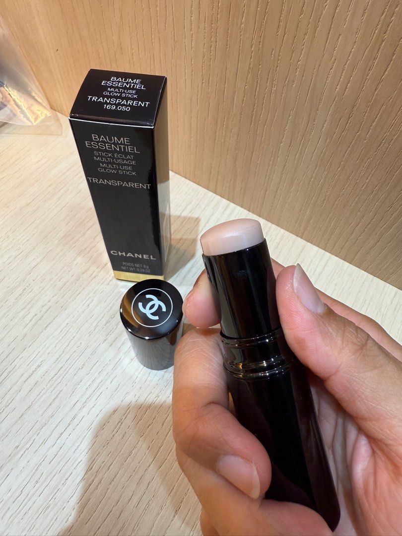 Chanel Baume Essentiel Multi-Use Glow Stick - Transparent, Beauty ...