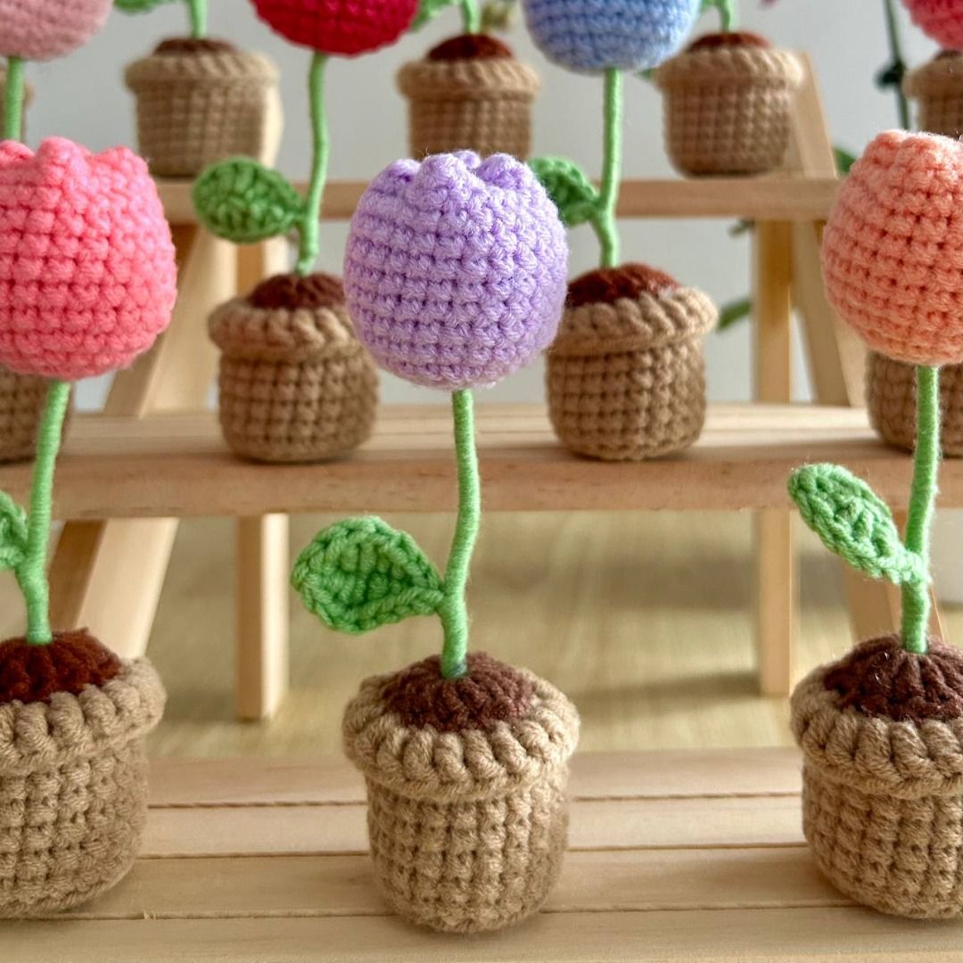 crochet tiny tulip table decoration flower pot for secret santa ...