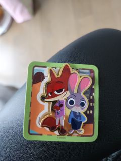 Disney Zootopia Police Badge Pin, Hobbies & Toys, Memorabilia ...