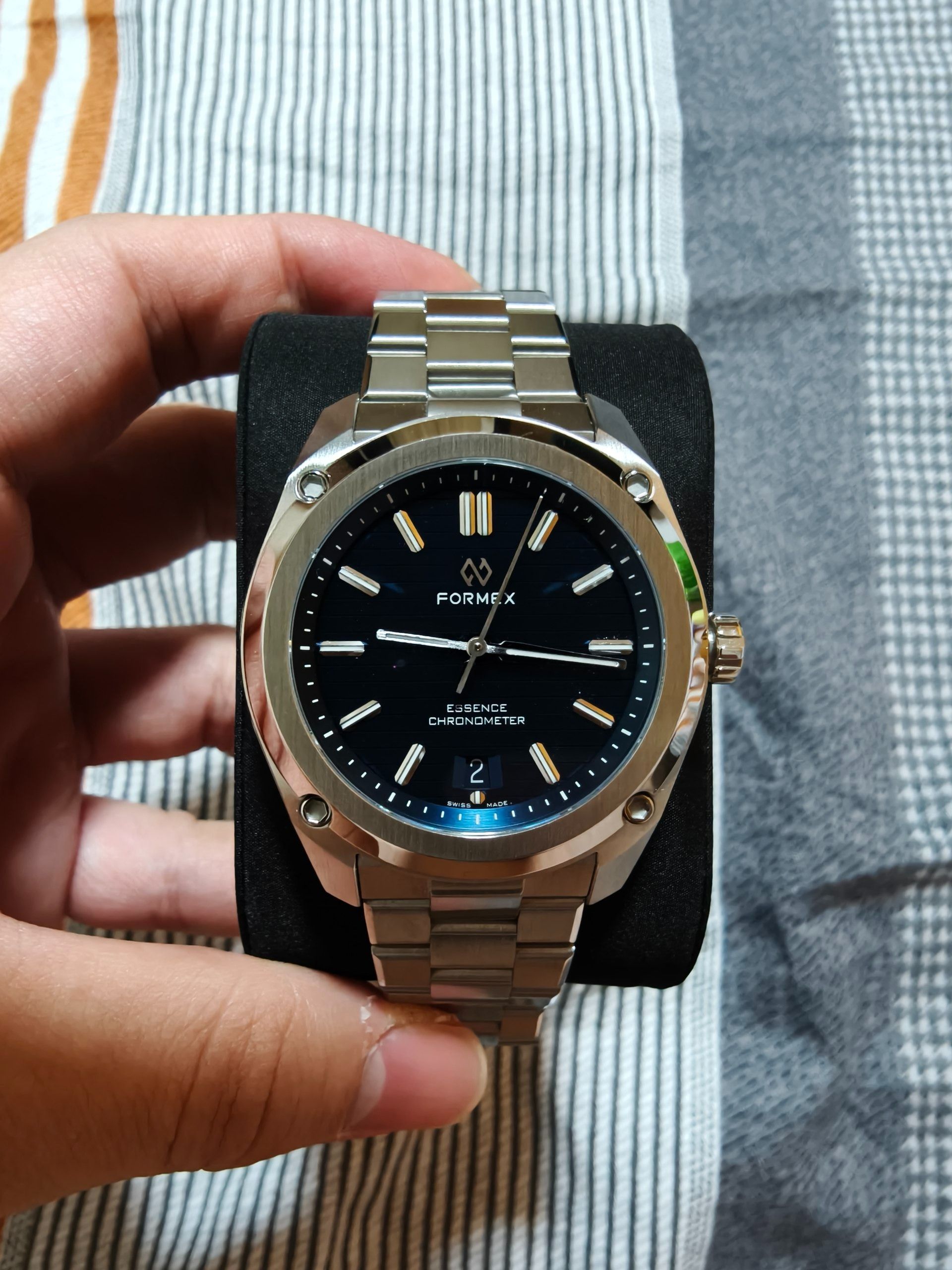 Formex Essence 39mm Automatic Chronometer, Luxury, Watches on Carousell