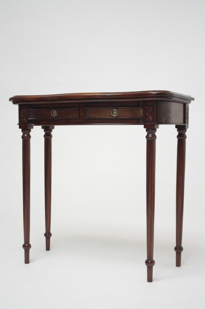 LIBERTY I MAHOGANY FRENCH CLASSIC HALLWAY TABLE, Furniture & Home ...