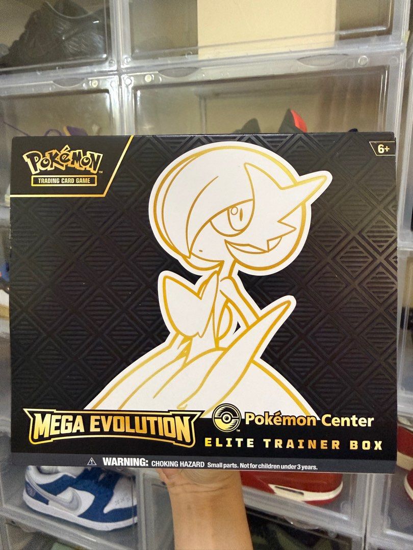 Mega Evolution Pokemon Center Elite Trainer Box (Mega Gardevoir ...