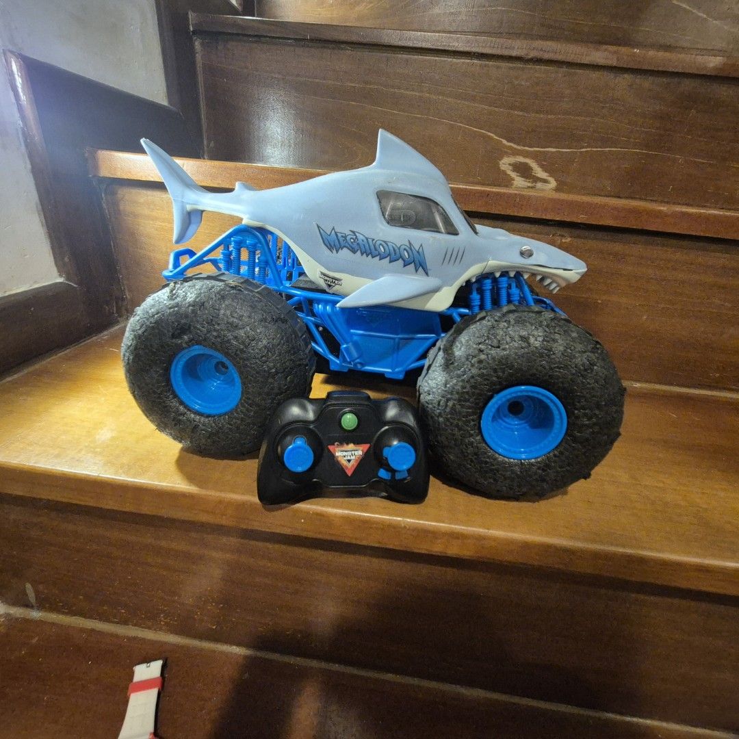 Monster Jam, Official Megalodon Storm All-Terrain Remote Control ...