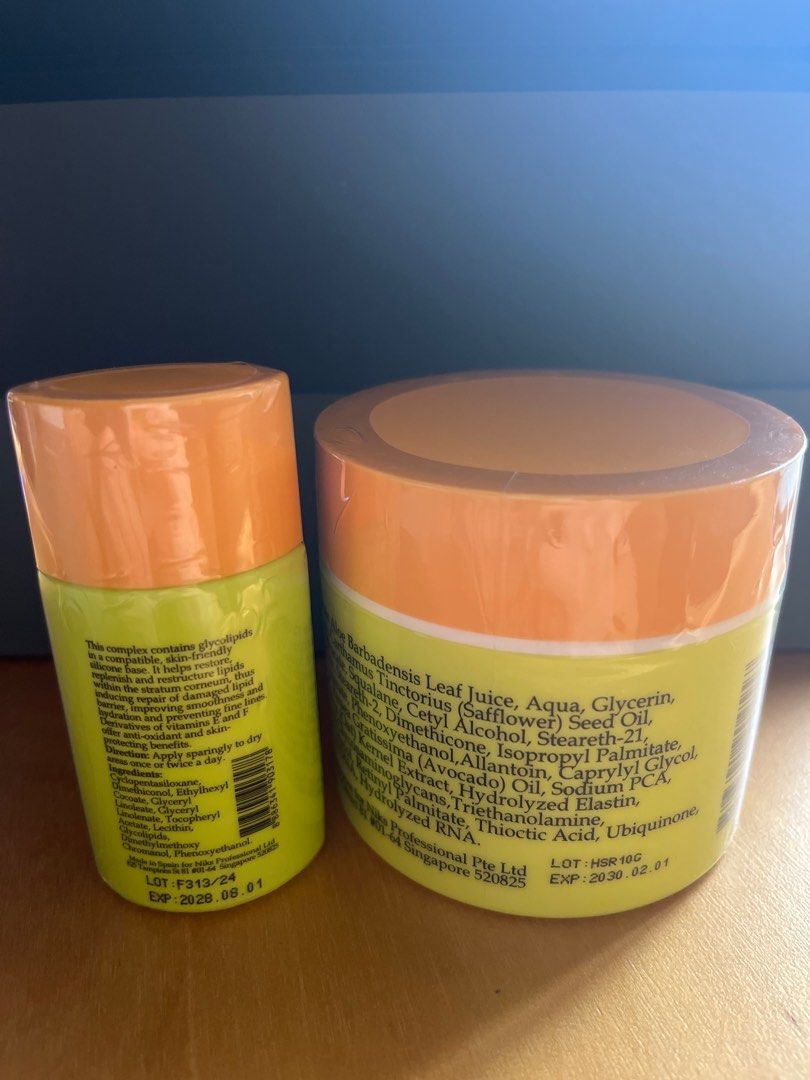 [Niks Professional] Golden Lipid Complex Moisturizing & Repair Cream ...