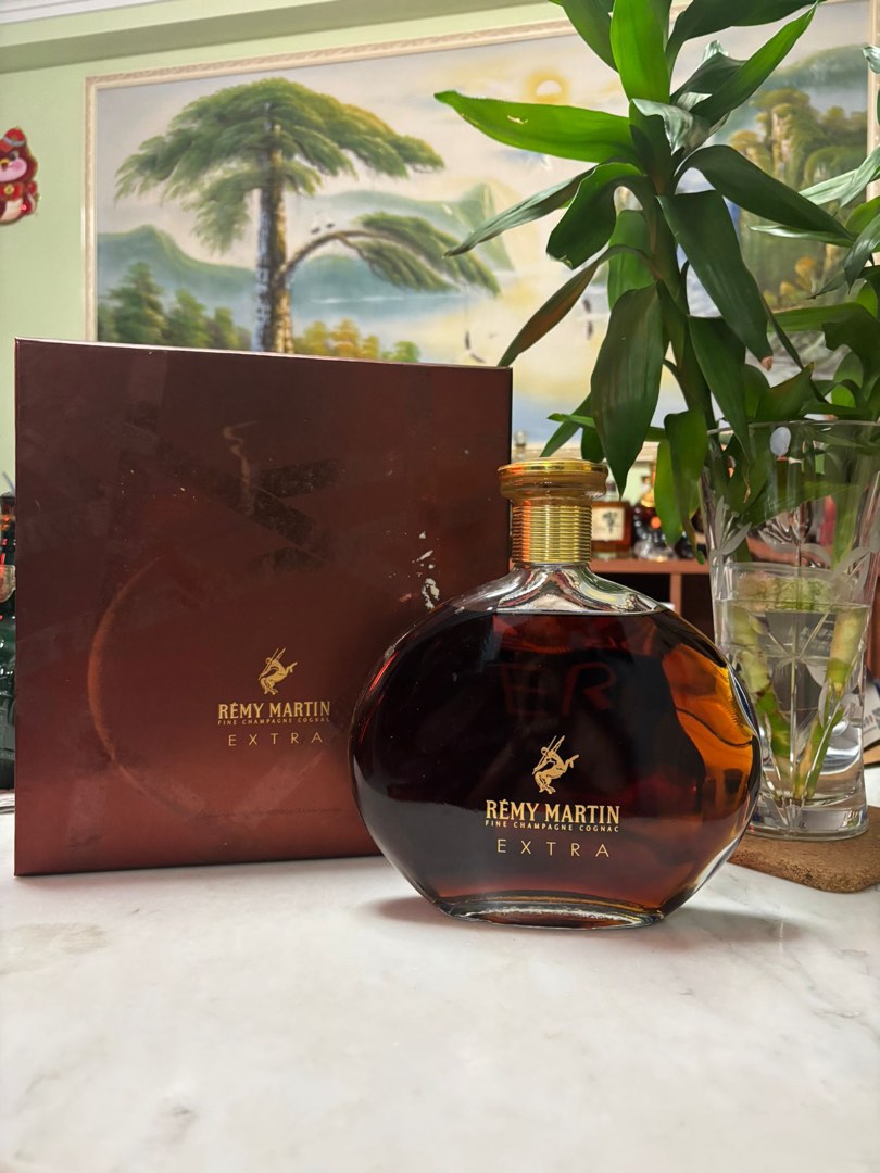 Remy Martin Extra 700ml, Food & Drinks, Alcoholic Beverages on Carousell