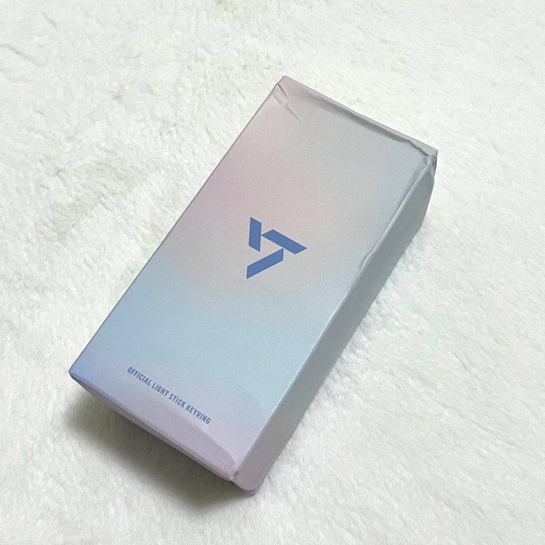 [SEALED/INSTOCK] SVT Seventeen Official Lightstick Version 3 Keyring ...