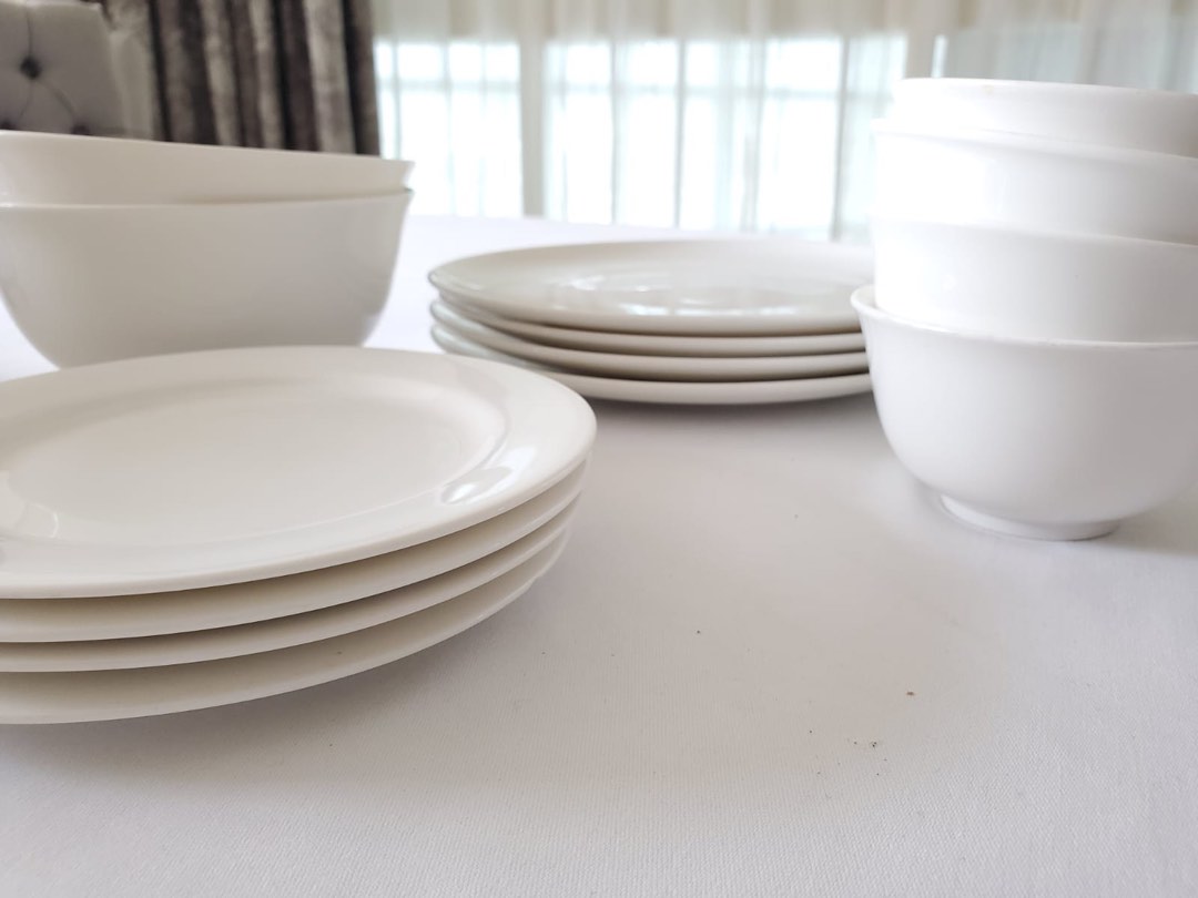 St. James Porcelain Dinnerware Set Vase, Furniture & Home Living ...
