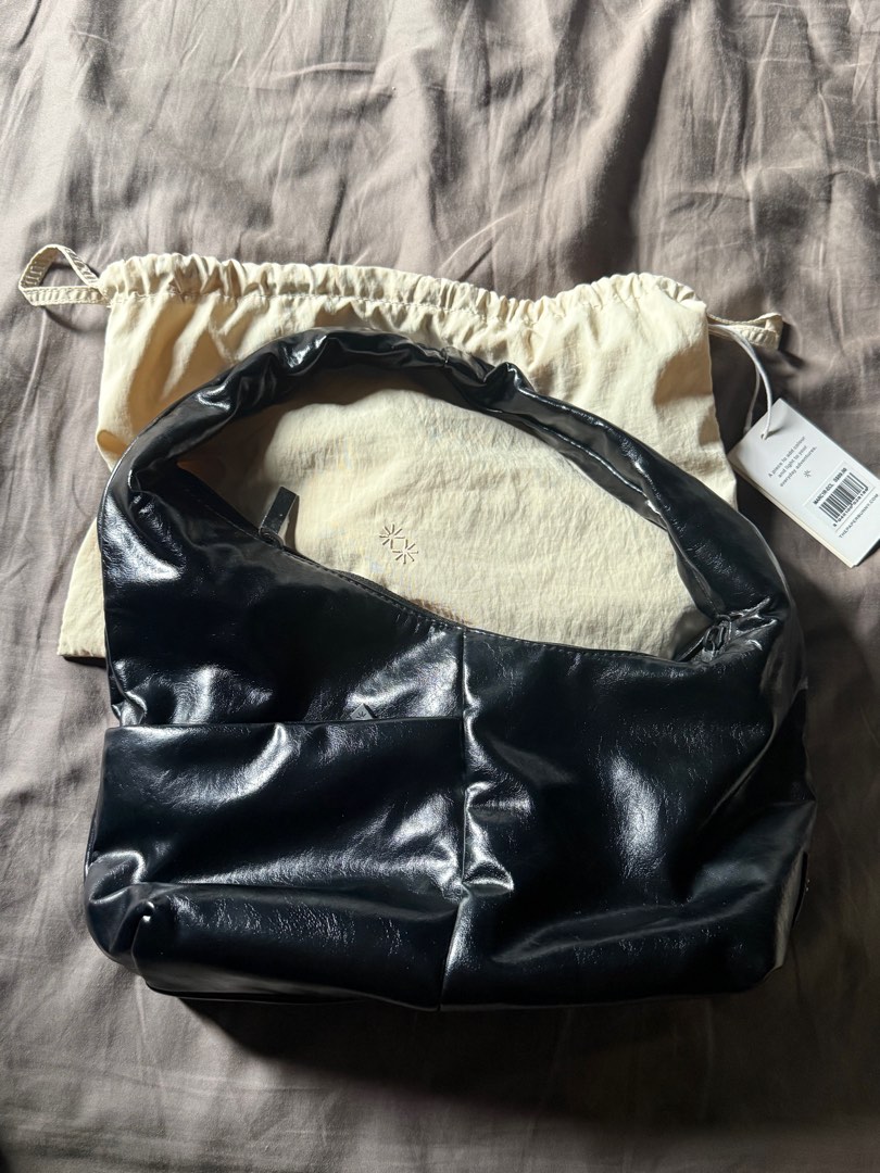 The paper bunny arc mini, Women's Fashion, Bags & Wallets, Shoulder ...
